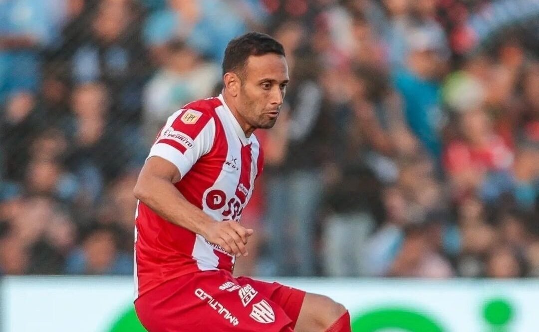 Un equipo del ASCENSO vendría en busca de Claudio Corvalán – Santa Fe ...