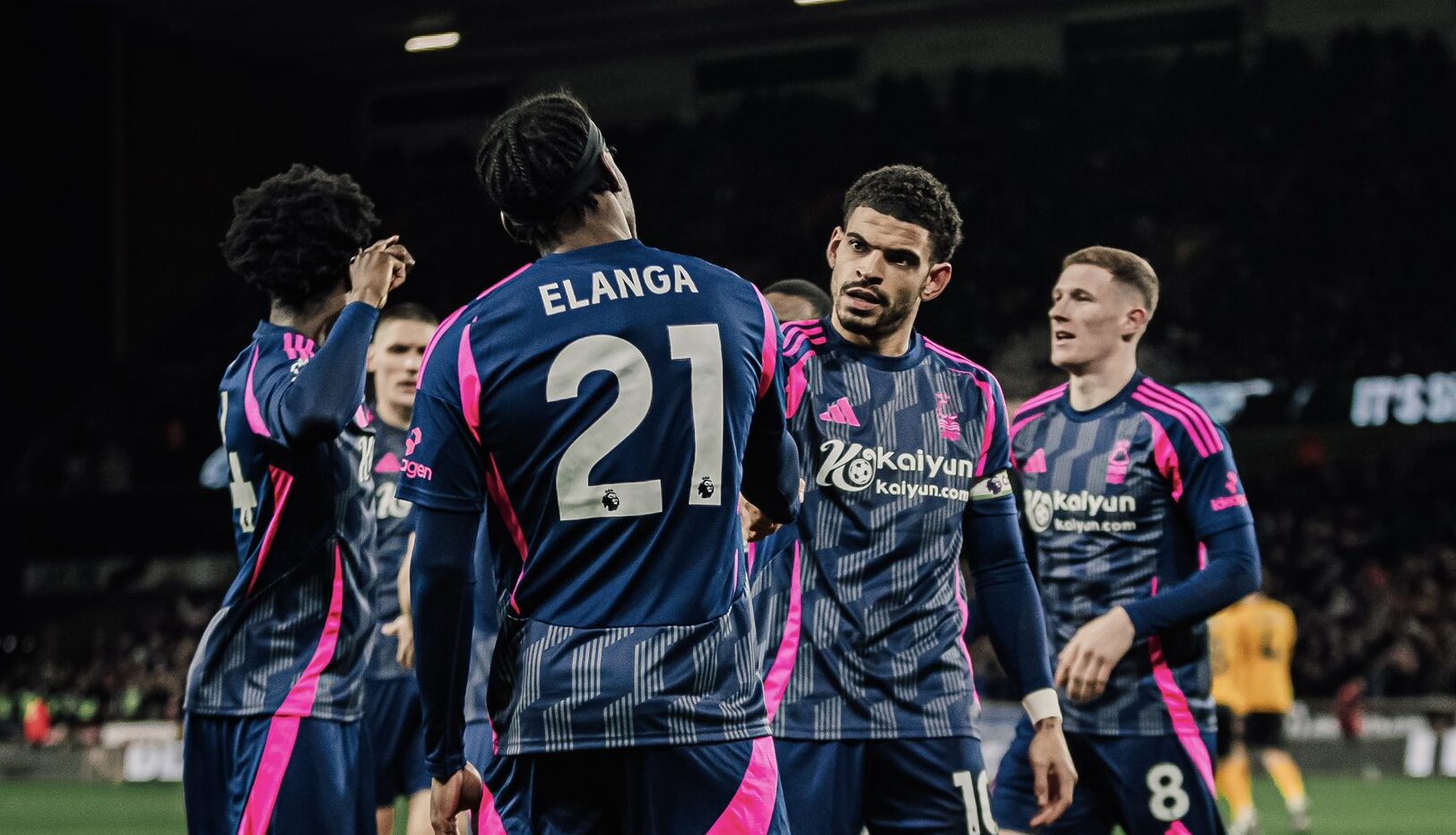 Nottingham Forest goleó al Wolverhampton en la Premier League y es ...