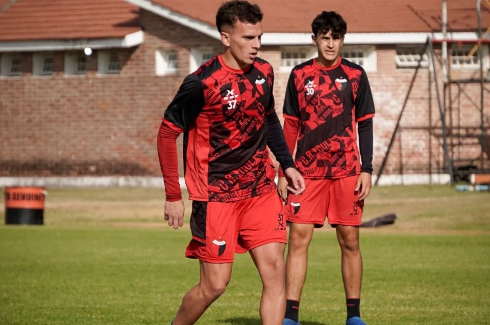 Nicolás Fernández se lesionó en Colón en sus minutos en reserva ante ...